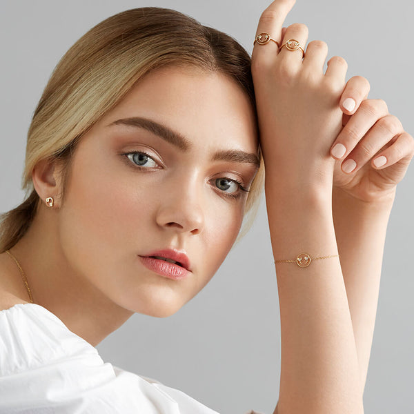 RUIFIER Visage PETIT Ring 14ct Yellow Gold Diamond face ring chain | RUIFIER